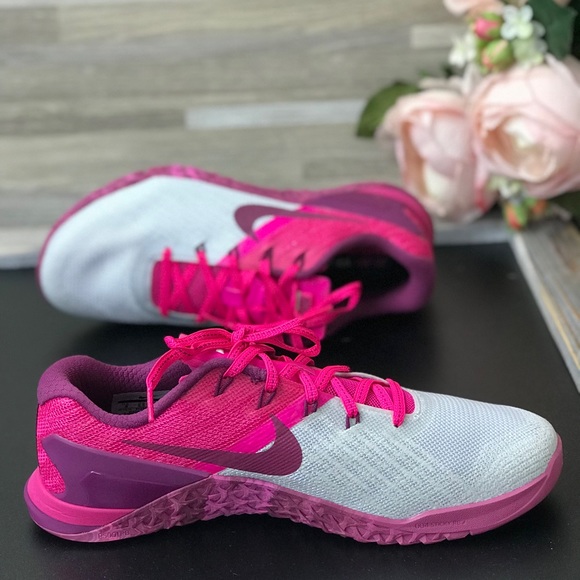 Nike | Shoes | Nwt Nike Metcon 3 Pink Fog Wmns | Poshmark